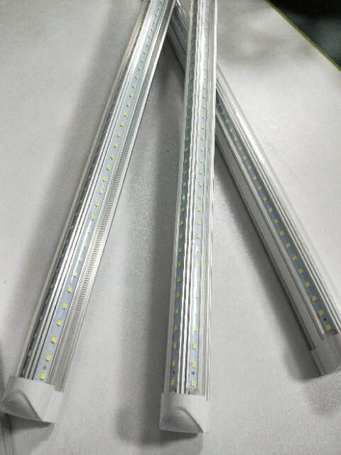 4’ V Shape LED White Shop Light Fixture Clear Lens 1800 Lumen 18 Watt ...